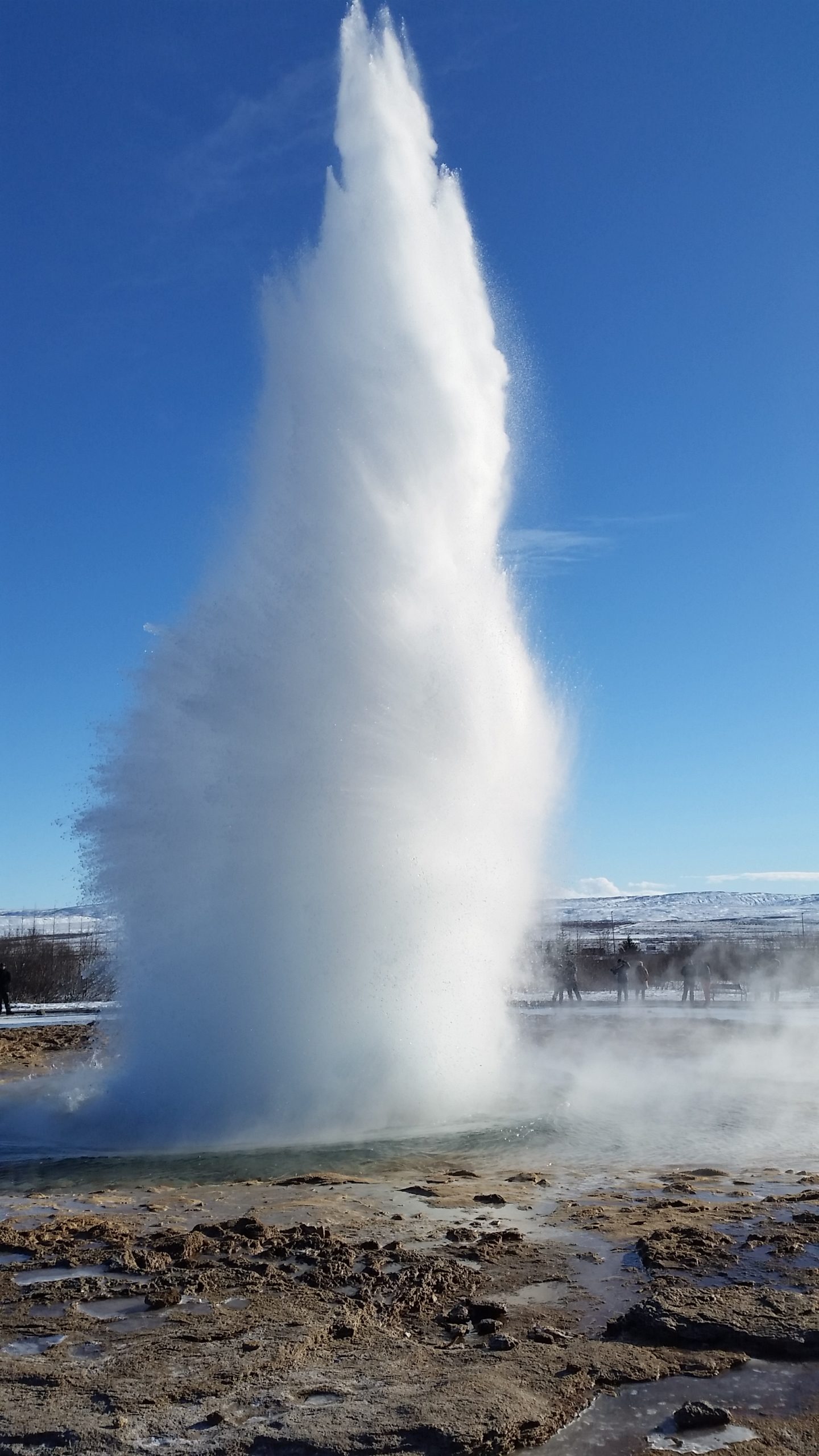 One Week in Iceland - trailstraveled.com